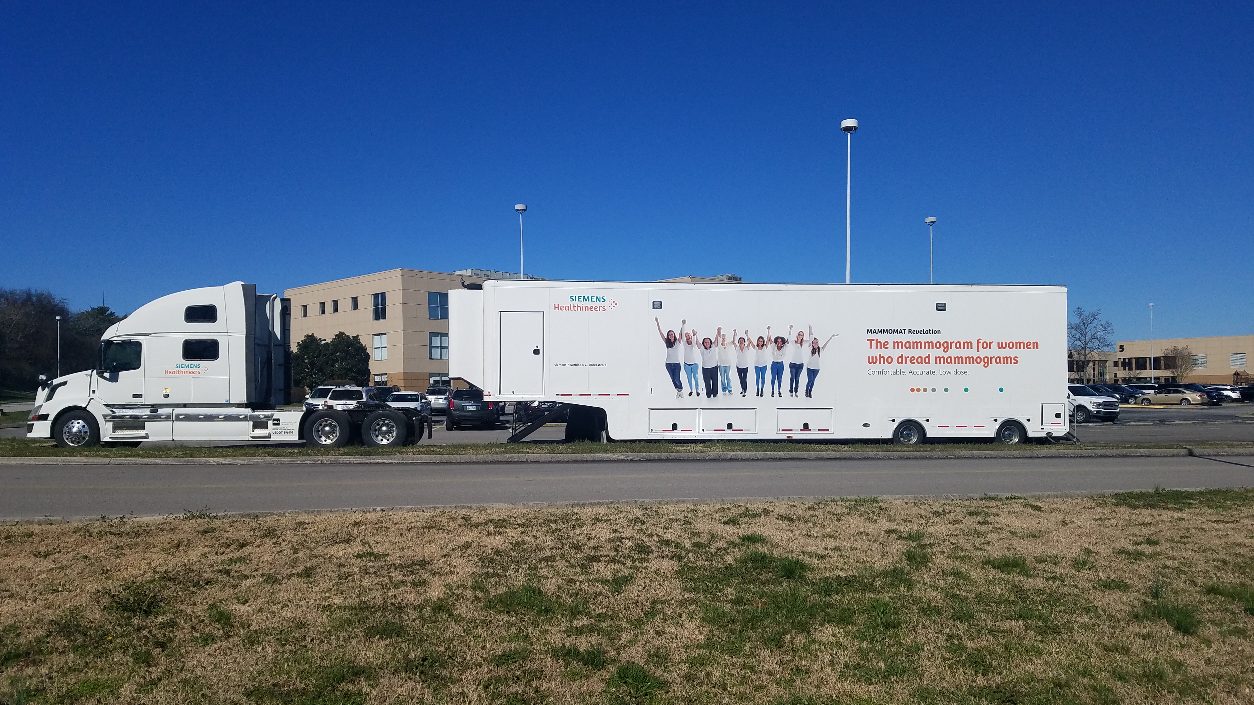 Siemens Mammography Truck Rolls into Midwest as Part of Nationwide Tour